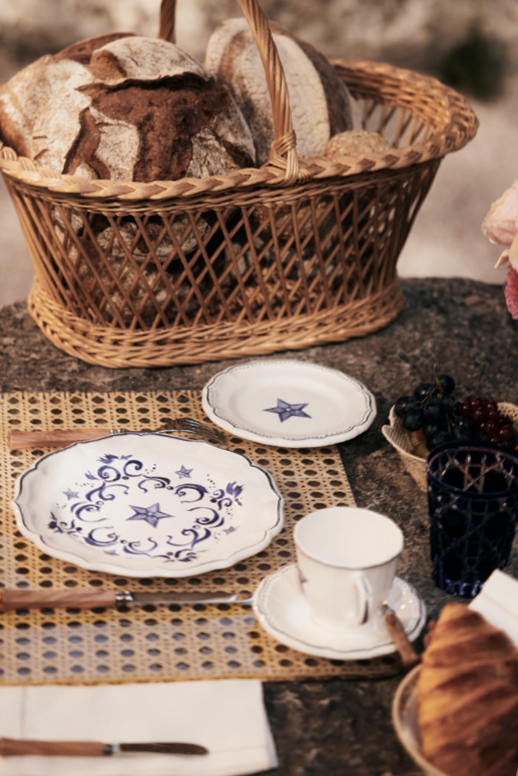 MODERN CULTURE OF TOMORROW - A creative space and online platform that ...